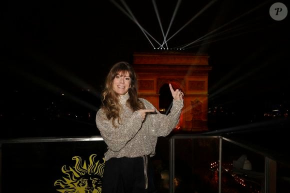 Magali Ripoll (N'oubliez pas les paroles) a cédé à l'envie de son mari ...