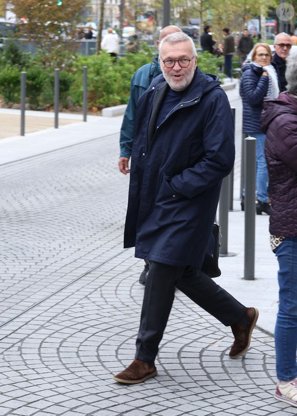 Photo : Exclusif - Laurent Ruquier à la sortie des studios de RTL à Neuilly-sur-Seine, le 16 ...