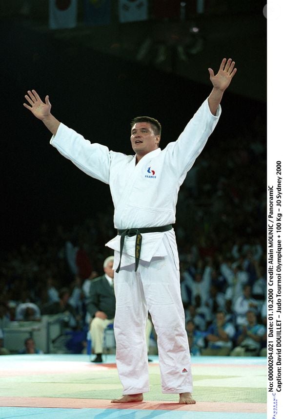 EXCLU David Douillet : Sa nouvelle existence dans un coin perdu de l'Ain où il est parti vivre ...