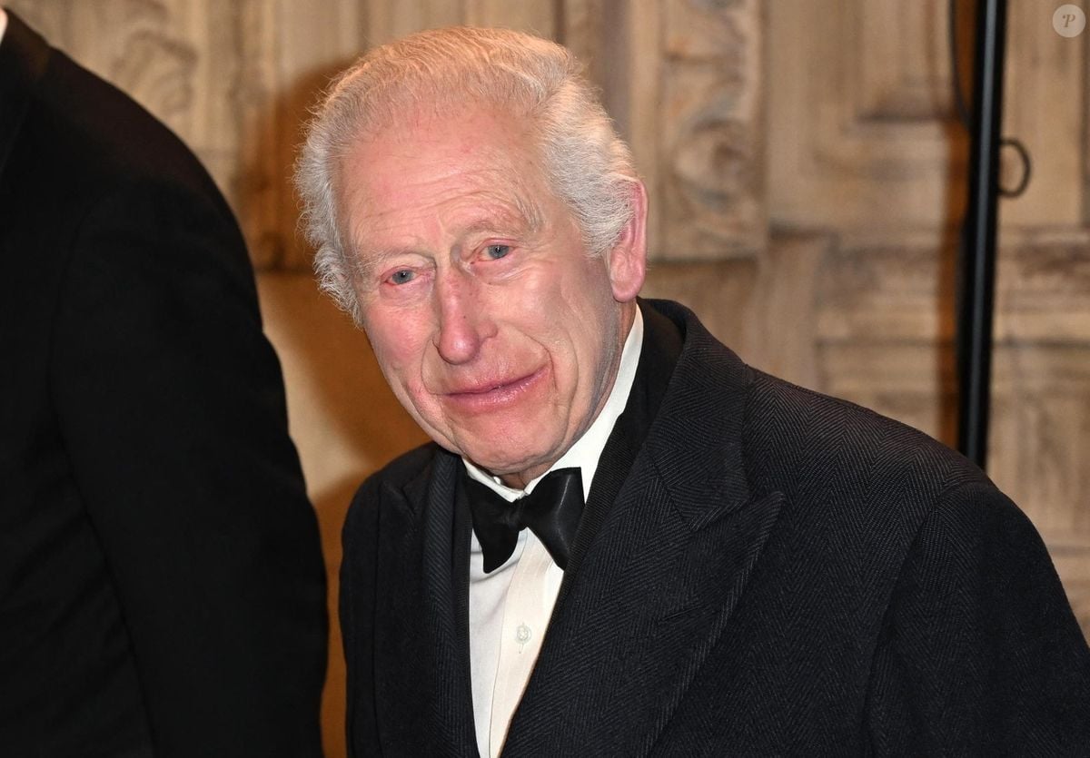 Photo : Malgré la maladie, Charles III fêtera Noël ! Charles III au ...
