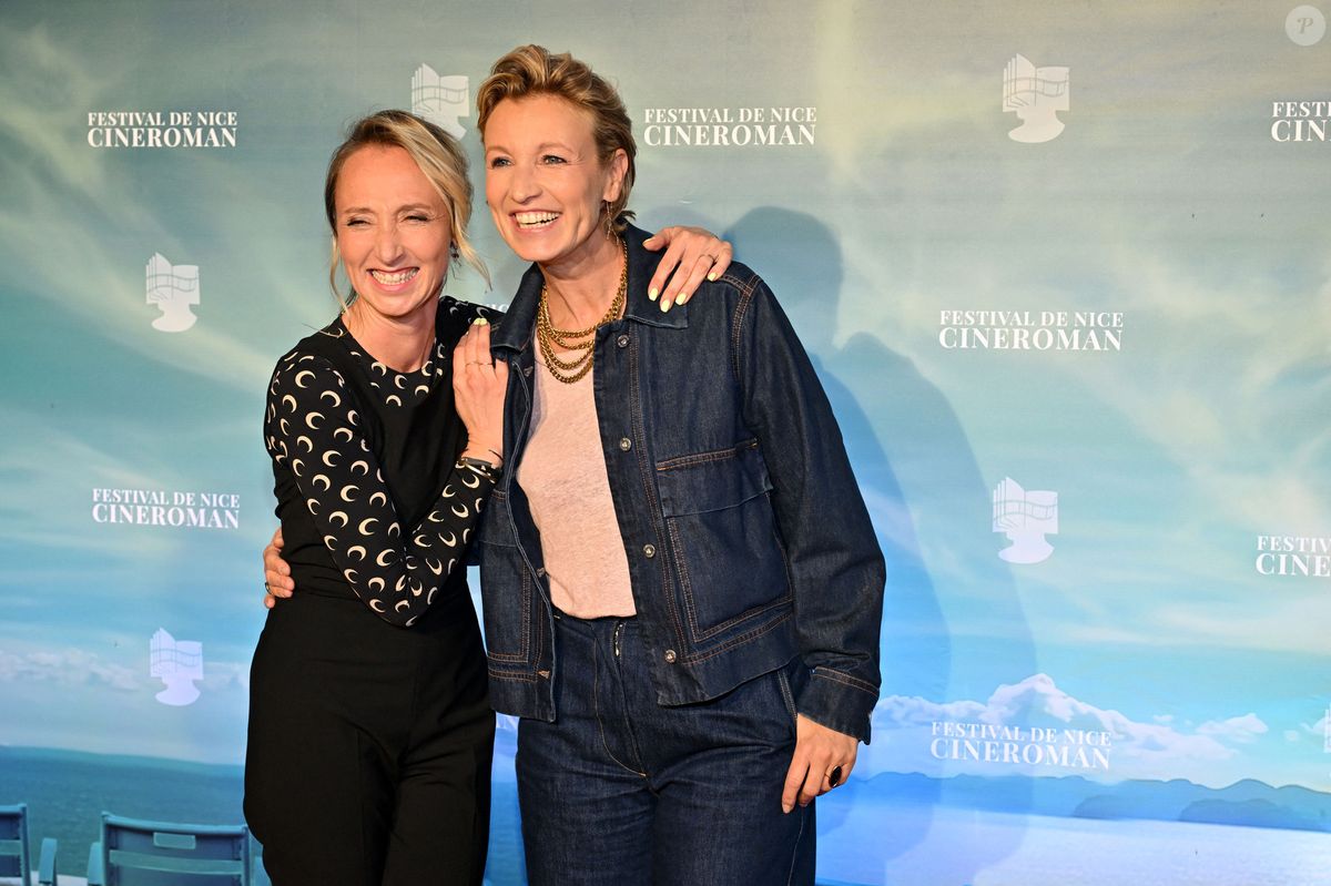 Photo : Audrey Lamy, pour le film En Tongs au pied de l'Himalaya, et sa ...