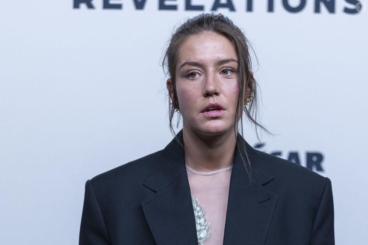 Photo : Adèle Exarchopoulos a porté plainte contre le père de son fils ...