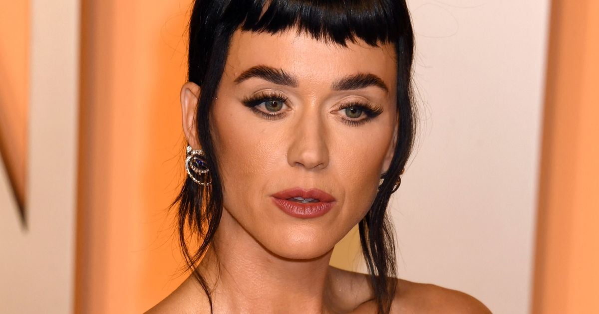 Katy Perry perd ses moyens en concert, au moment où sa séparation avec ...