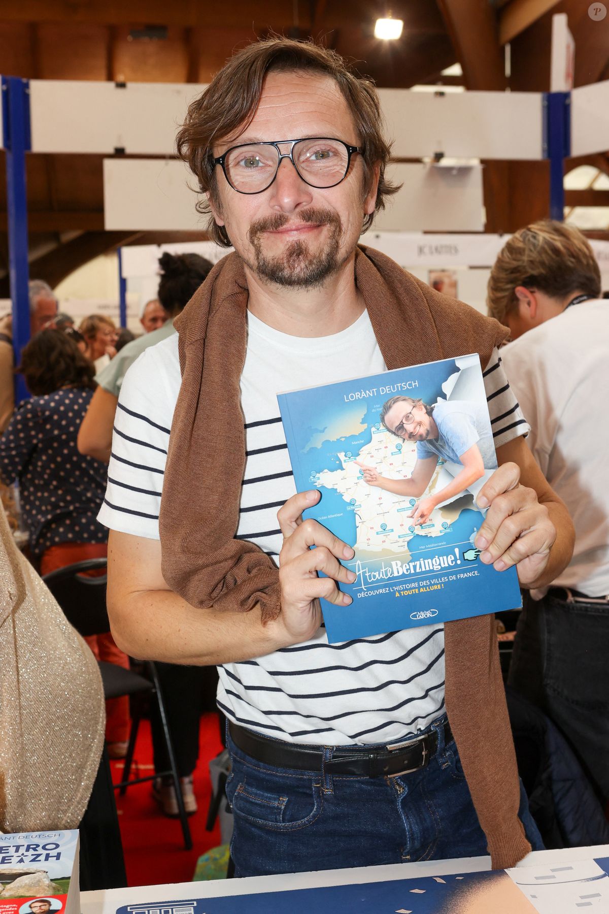 Photo : Lorànt Deutsch était invité sur Legend Lorant Deutsch , à la ...
