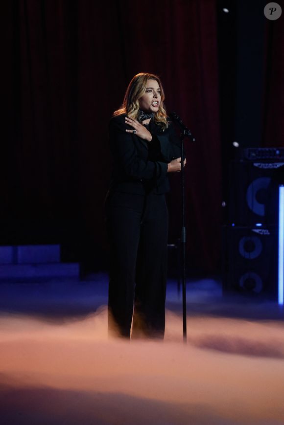 EXCLU Santa, seule femme coach dans The Voice Kids : "Je n'ai pas ...