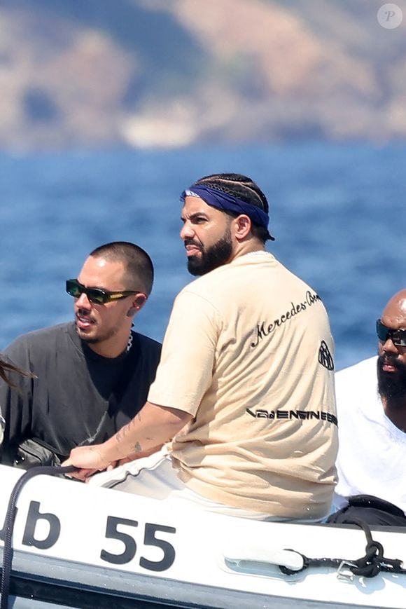 Photo : Le rappeur Drake et Suede Brooks arrivent pour déjeuner au Club ...