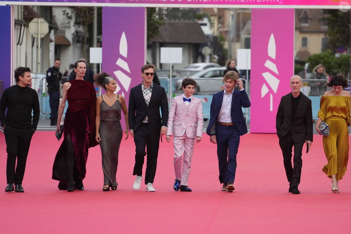 Photo : Est décédé... Clayton Royal Johnson, Christa Boarini, Todd ...