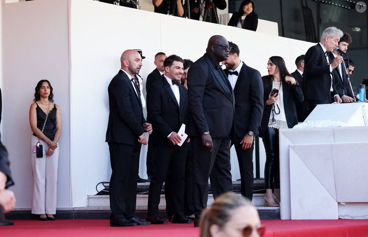 Photo : Antoine Dupont - Antoine Dupont et sa compagne Iris Mittenaere se retrouvent sur les ...