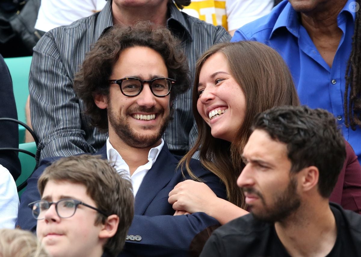 Photo : Thomas Hollande et sa compagne Emilie Broussouloux dans les ...