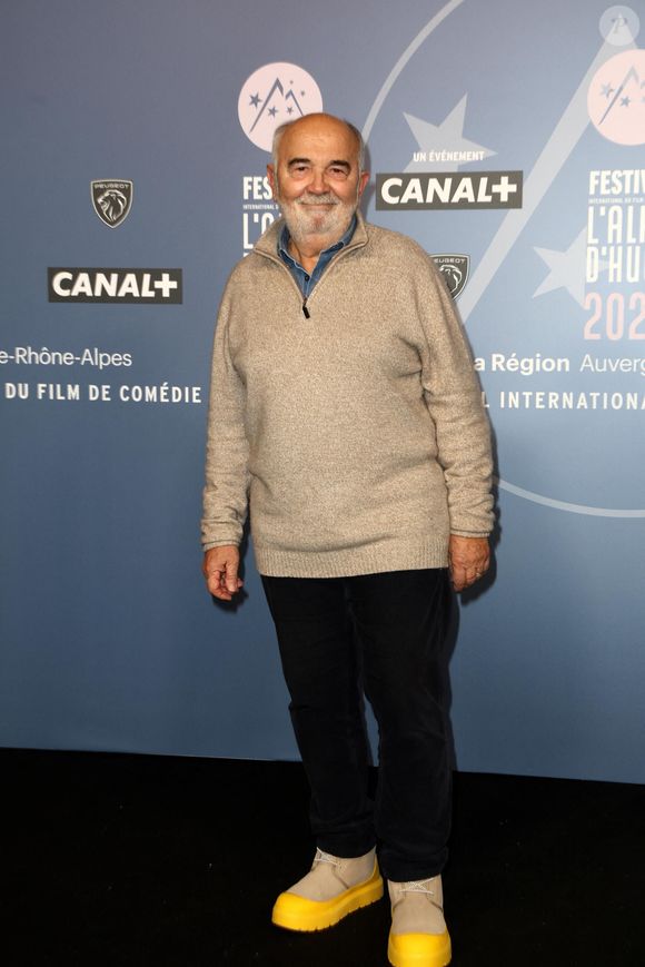 Gérard Jugnot : Son fils Arthur père d'un ado et d'un bébé, des ...