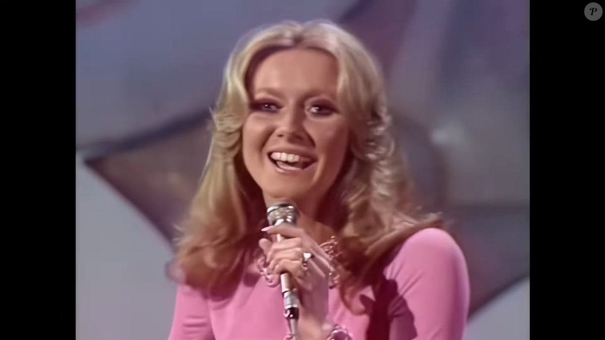 Photo : Clodagh Rodgers, la chanteuse qui avait représenté le Royaume ...