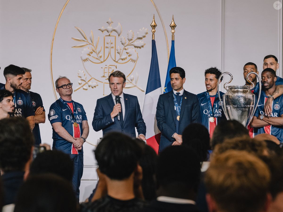 Photo : Emmanuel Macron, président de la République Française, reçoit ...