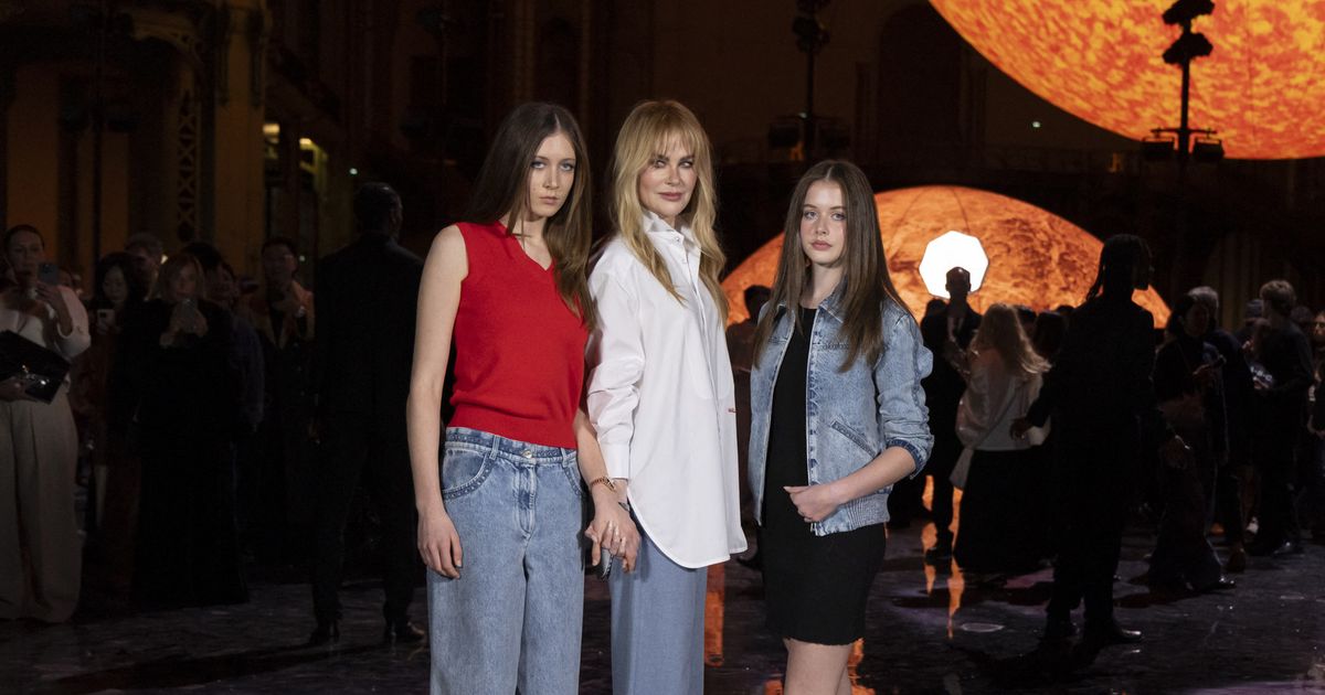 Nicole Kidman à Paris entourée de ses 2 filles : elle réapparaît ...