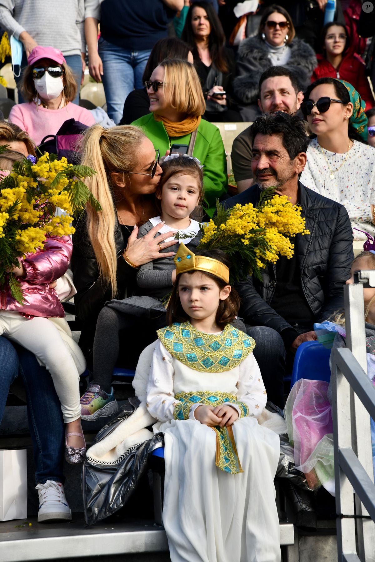 Photo : Adriana Karembeu Ohanian, son mari Aram et leur fille Nina ...