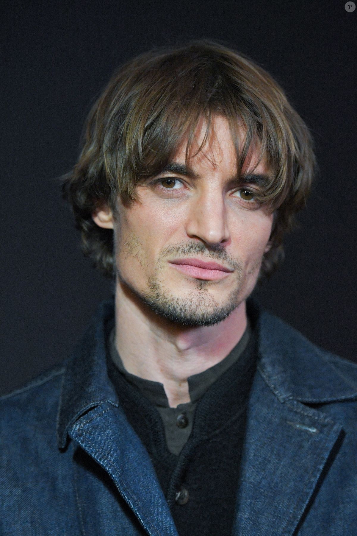 Photo : Niels Schneider était aussi présent, presque méconnaissable ...