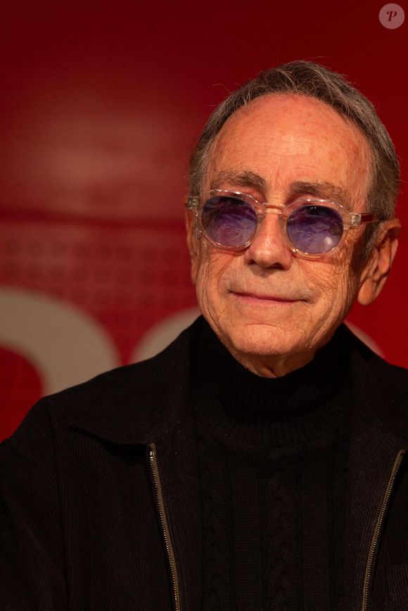 Photo : Il a revendu son catalogue à la maison de disques BMG. Alain ...