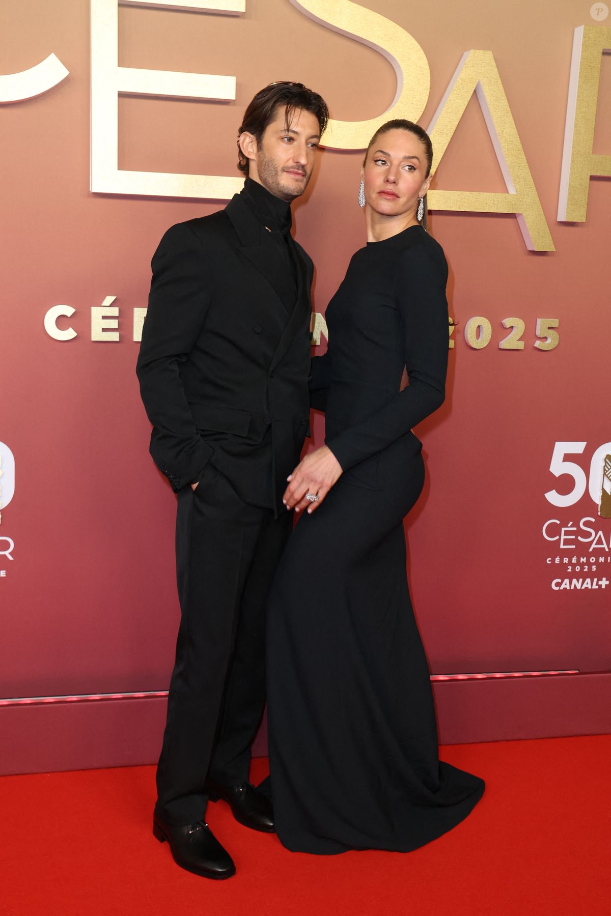 Photo : Pierre Niney, Natasha Andrews - Photocall de la 50ème édition ...