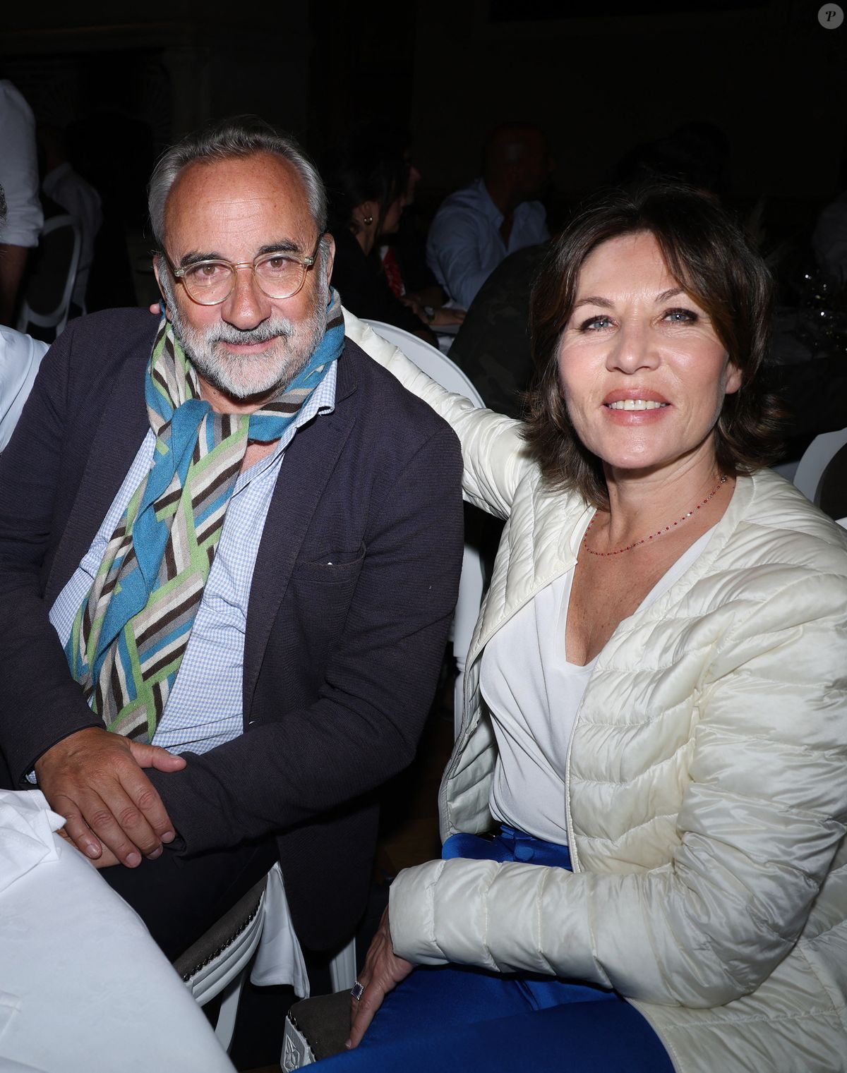 Photo : C'est Antoine Duléry qui était à ses côtés. Antoine Duléry et ...
