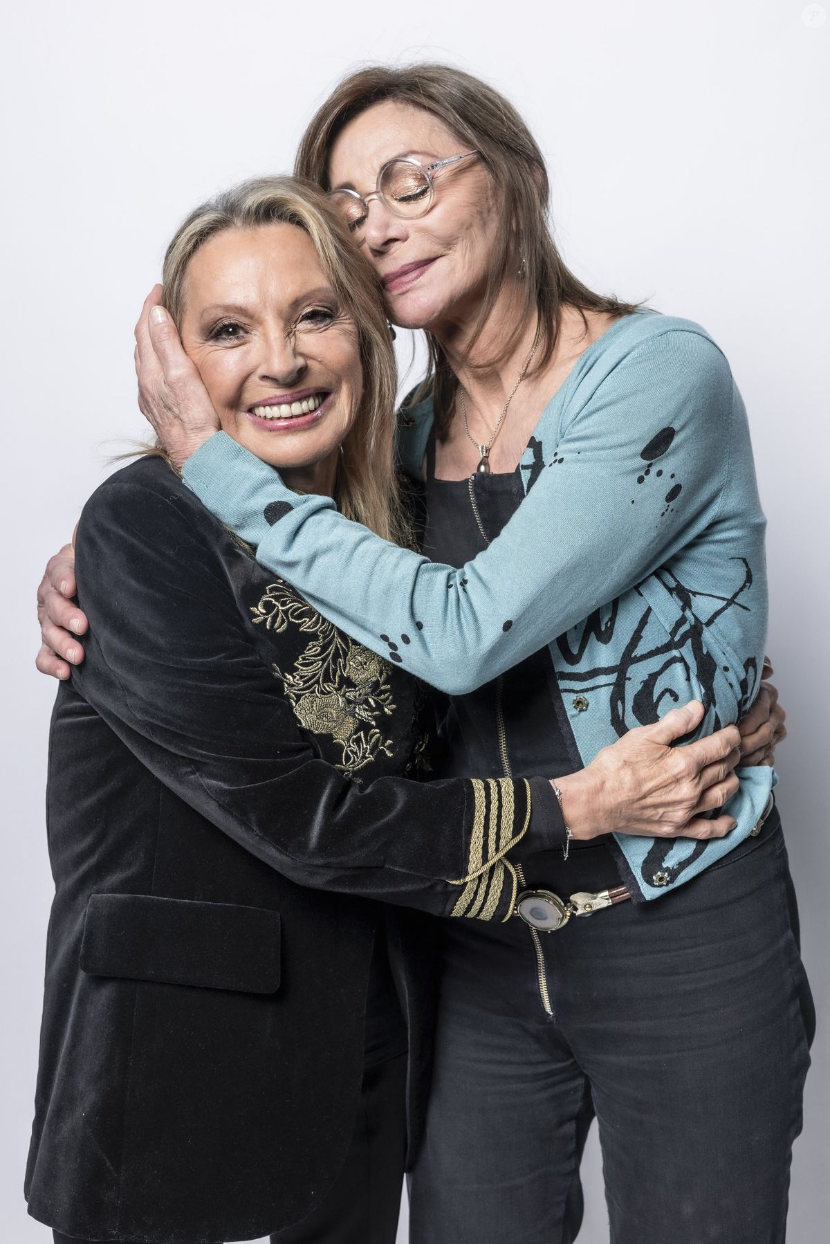 Photo : Véronique et Violaine Sanson faisaient partie du trio Les Roche ...