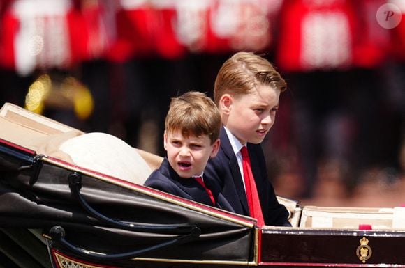 Pourtant si sage, la fille Kate et William, Charlotte surprend : À 10 ...
