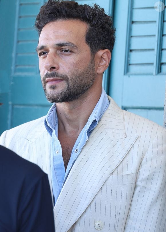 Aaron, le fils de 21 ans de Jenifer et Maxim Nucci, fait parler de lui ...