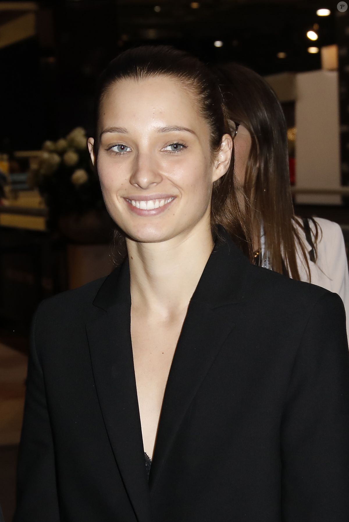 Photo : Ilona Smet au Longines Masters Paris à Villepinte, France, le ...