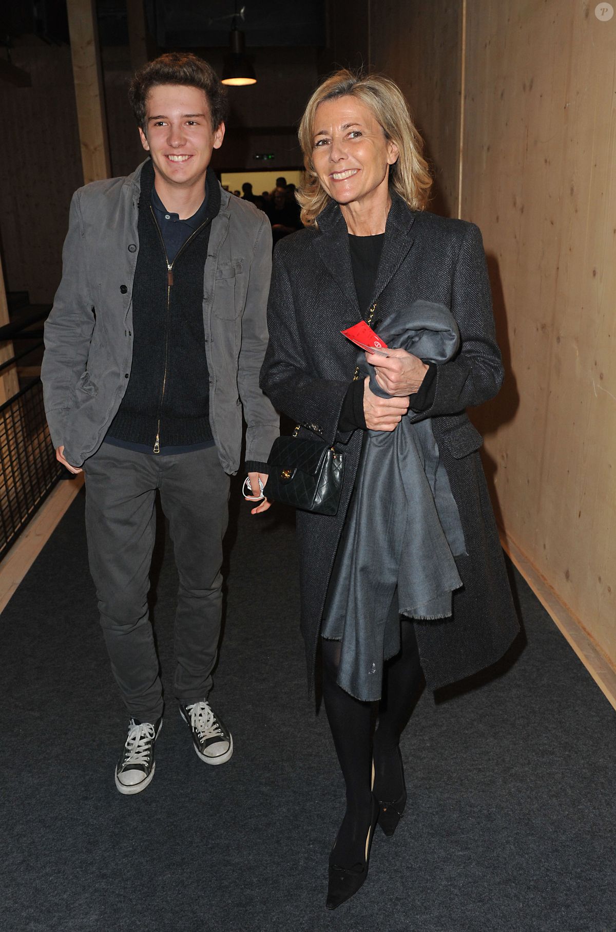 Photo : Claire Chazal et son fils François à l'inauguration du théâtre ...