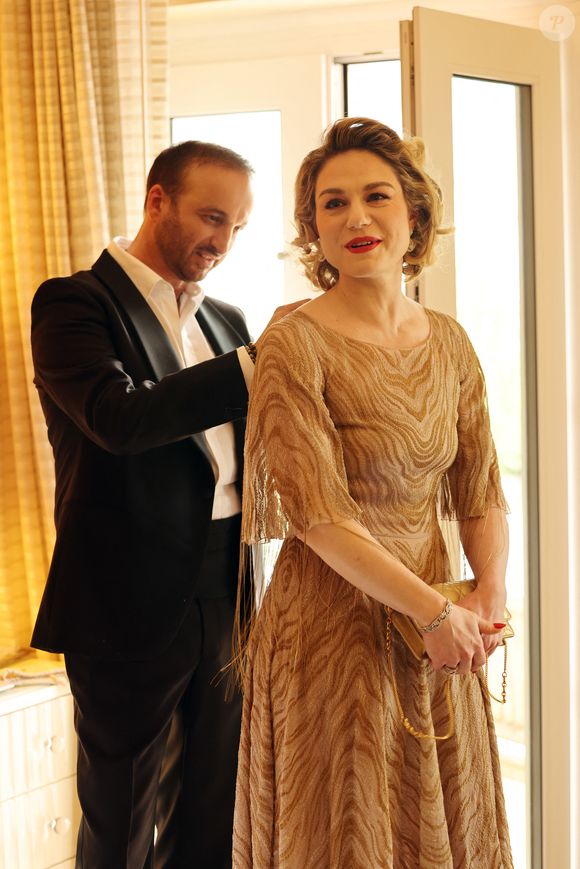 6 mois après le départ d'Émilie Dequenne, Michel Ferracci publie des ...