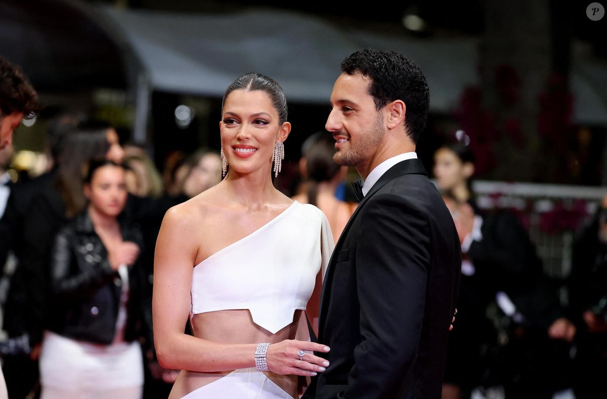 Photo : Iris Mittenaere et son ex-fiancé Diego El Glaoui - Montée des marches du film " Le ...