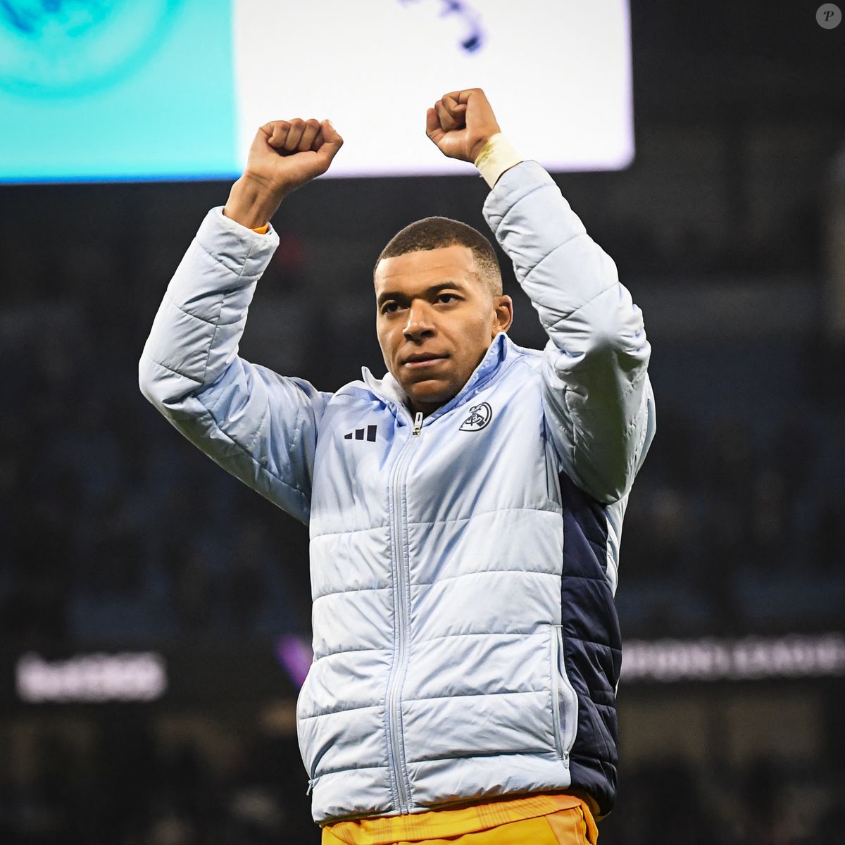 Photo : Kylian Mbappé lors du match entre Manchester City et le Real ...