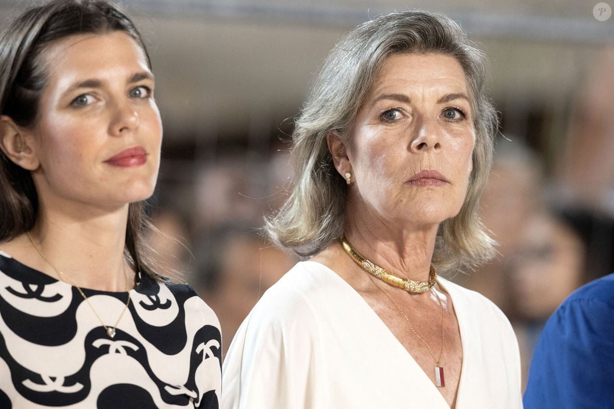 Photo : La princesse Caroline de Hanovre et Charlotte Casiraghi ...