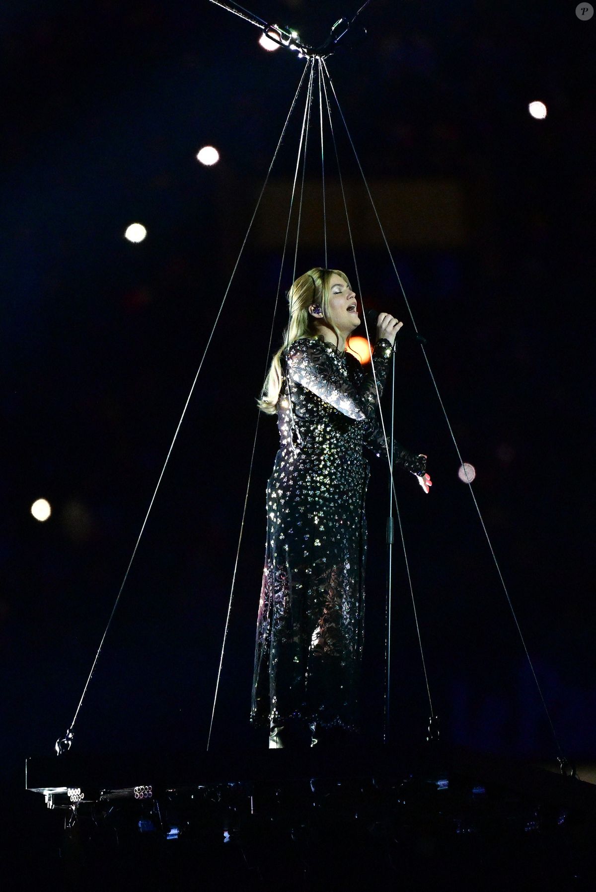 Photo : La chanteuse Louane (Louane Emera), représentante de la France ...