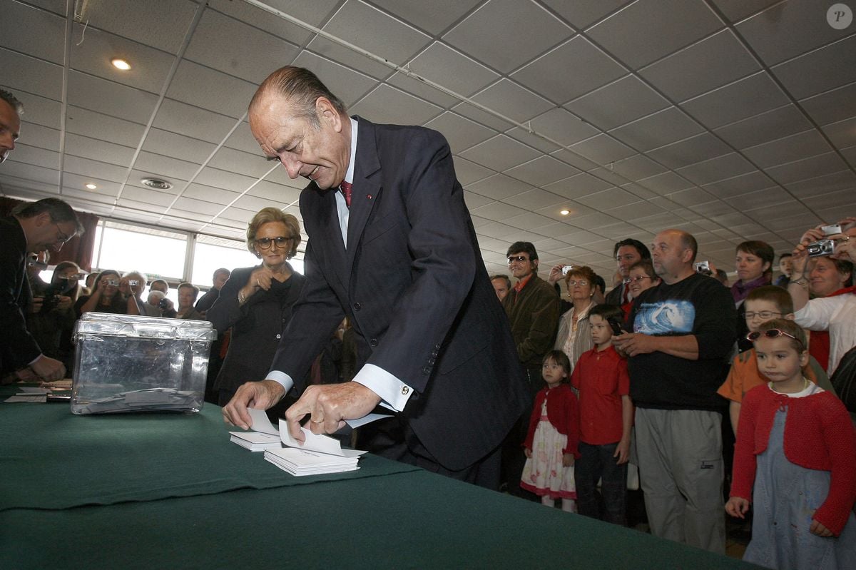 Photo : Le président français Jacques Chirac et son épouse Bernadette ...