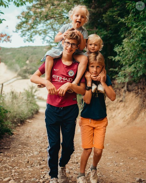 Familles nombreuses : le bouleversant choix de Marie-Caroline et ...