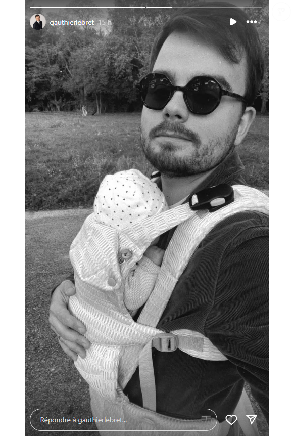 Photo : Un tendre moment père-fils qu'il partage sur son compte ...
