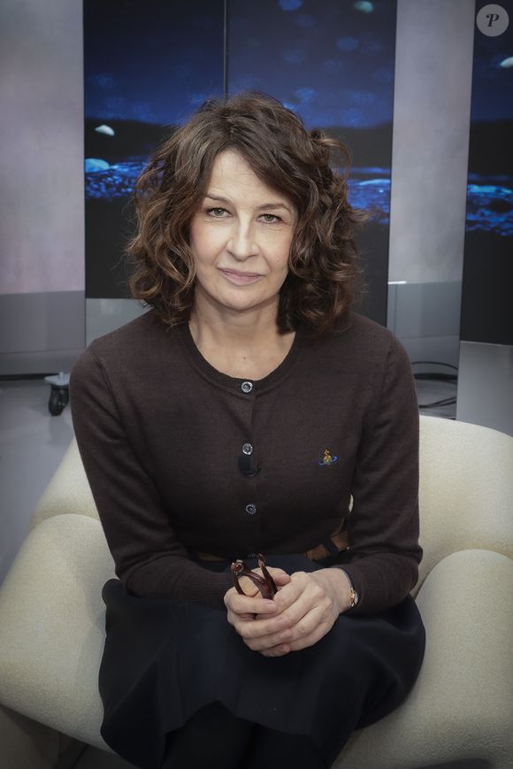 "Je prends tout ce que je peux" : A 61 ans, Valérie Lemercier en dit ...