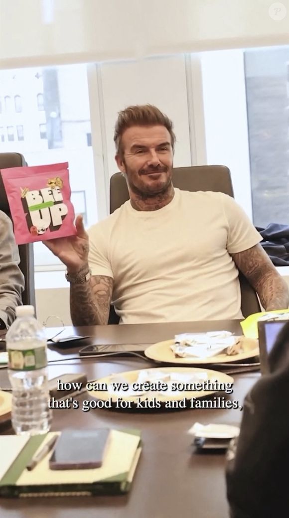 Victoria Beckham montre son mari David Beckham dans une situation ...