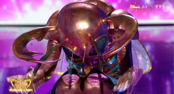 "Je m'en veux" : Eh non, le Scarabée (Mask Singer 8) n'ira pas en ...