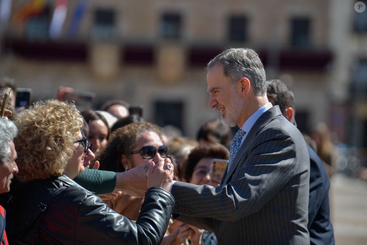 Photo : Le roi Felipe VI d’Espagne inaugure le musée national des arts ...