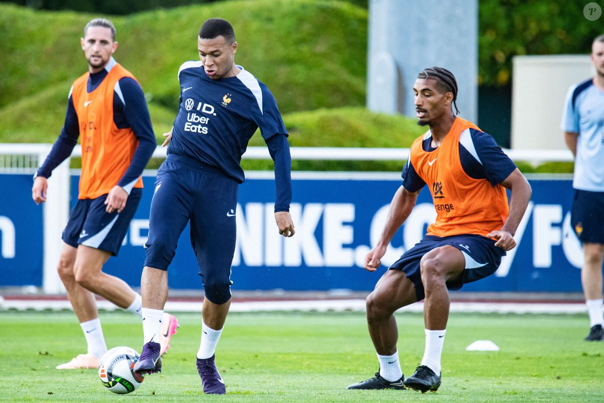 Photo : Kylian Mbappé lors de l'entraînement des joueurs de l'équipe de ...