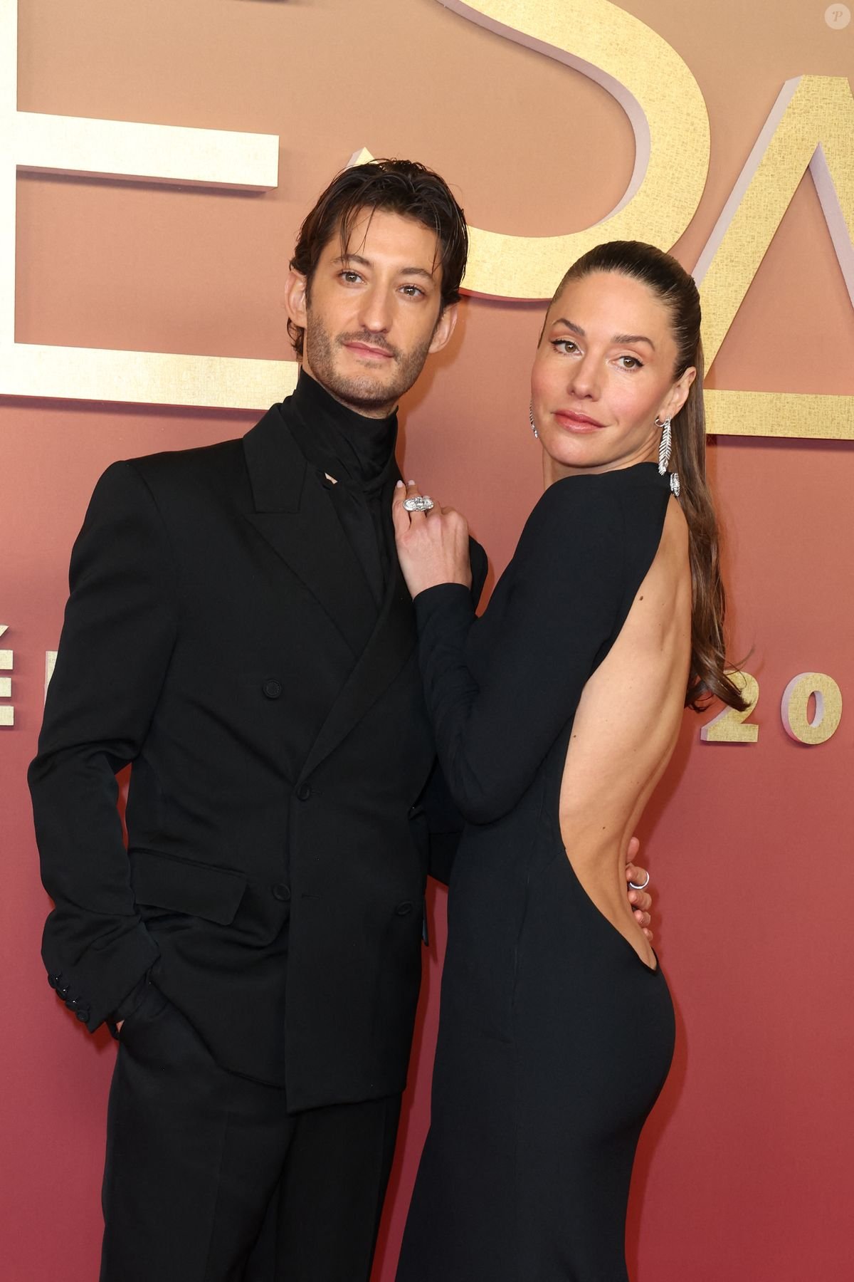 Photo : Pierre Niney, Natasha Andrews - Photocall de la 50ème édition ...
