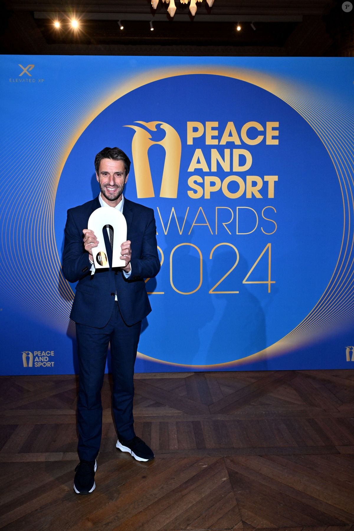 Photo : Tony Estanguet, honoré comme Personnalité de l'année, durant la soirée des Peace and ...