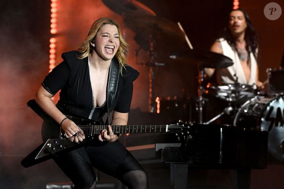 Photo : Santa, chanteuse, autrice, compositrice et productrice niçoise ...