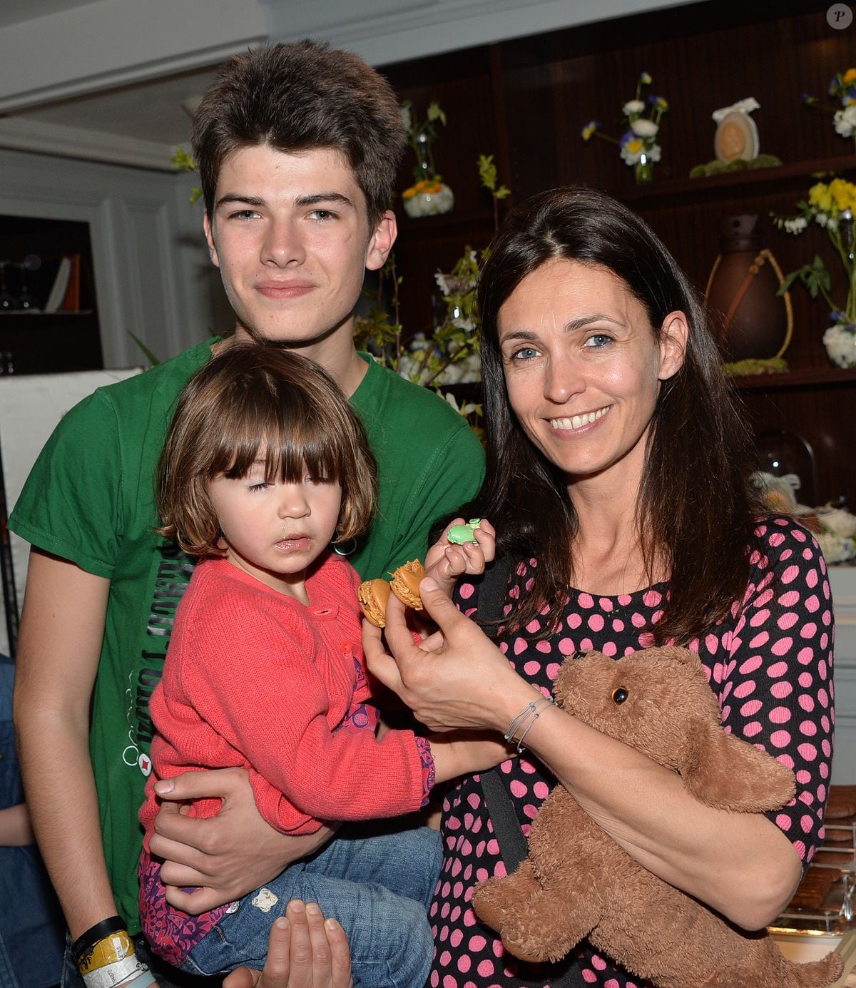 Photo : Adeline Blondieau, son fils Aïtor et sa fille Wilona lors d’un ...