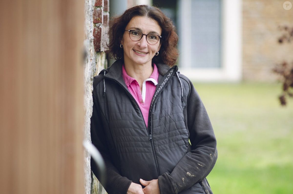 Vidéo : PORTRAIT Géraldine (L'amour est dans le pré 2025) marque déjà la saison par son métier ...