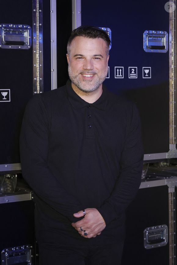 Une personne joue un rôle important dans le show des Enfoirés 2025 ...