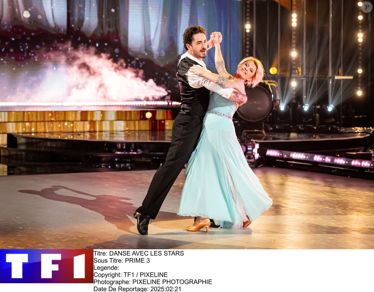 Photo : Sophie Davant et son partenaire Nicolas Archambault, lors du prime de "Danse avec les ...