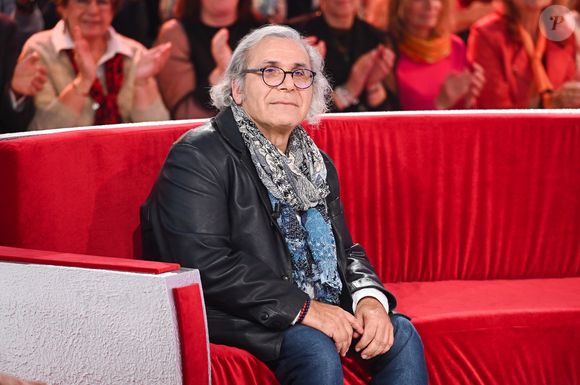 Un chanteur star des années 70 et une animatrice récemment écartée de ...