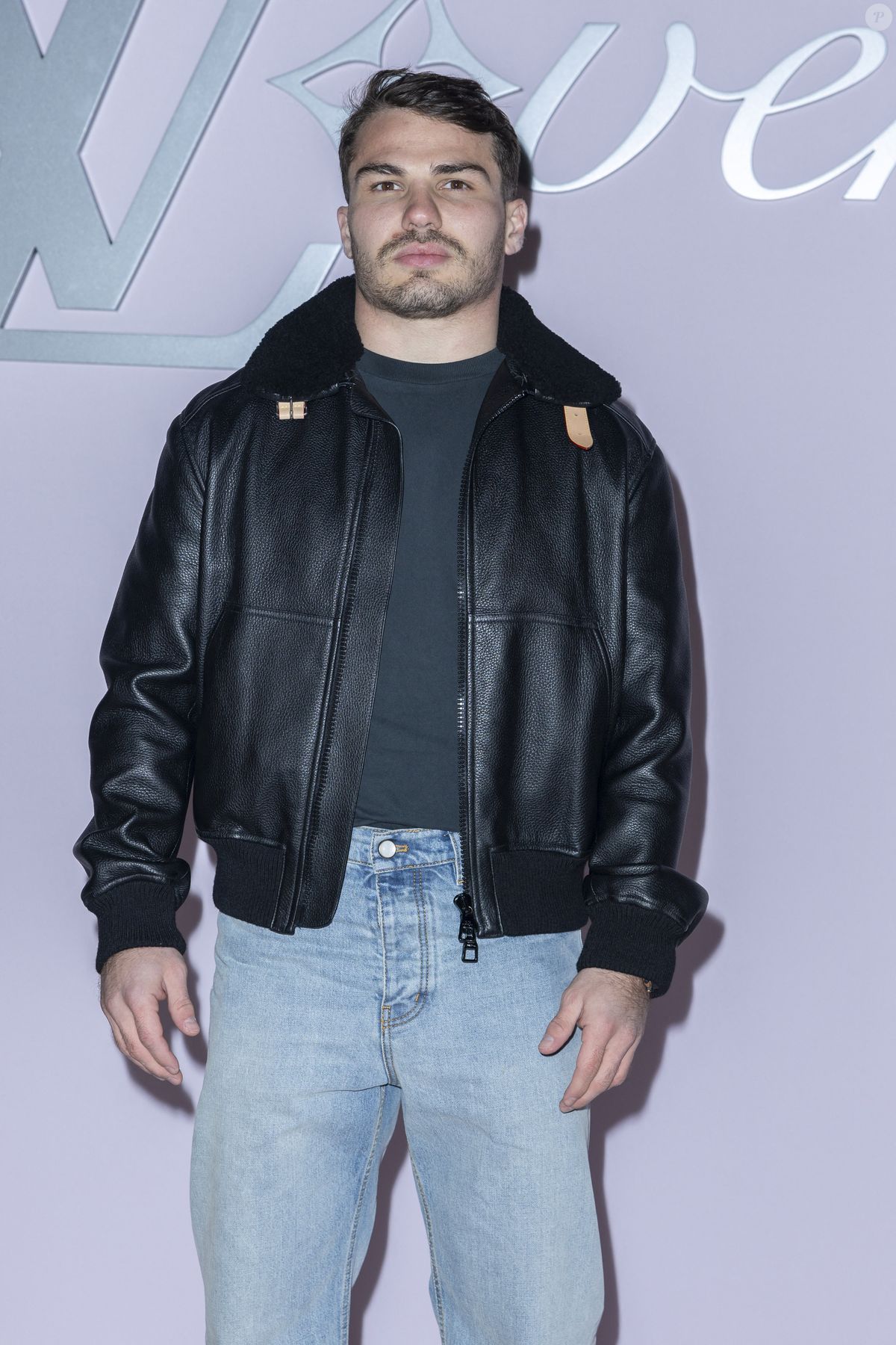 Photo : Antoine Dupont - Photocall pour le défilé Louis Vuitton prêt à ...