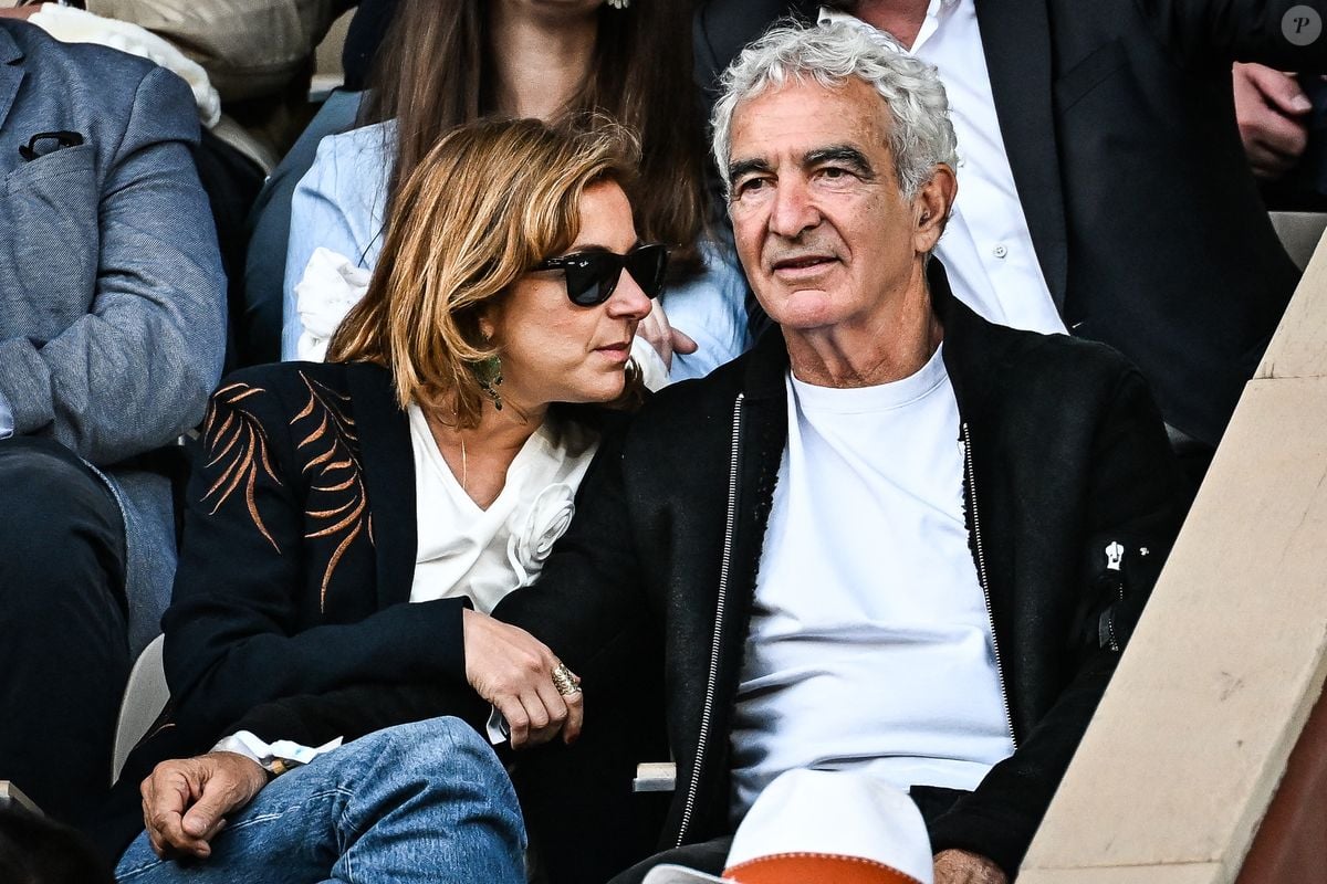 Photo : Raymond Domenech avec sa compagne dans les tribunes lors des ...
